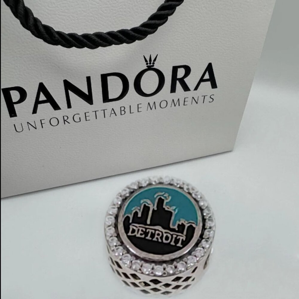 Pandora Detroit Motor City Exclusive Travel Charm Pen… - Gem